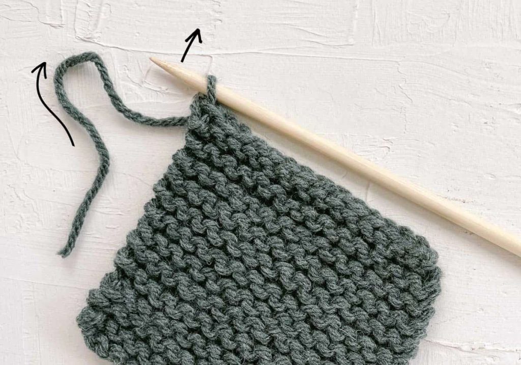 How to Bind Off (Cast Off) In Knitting Beginner Tutorial