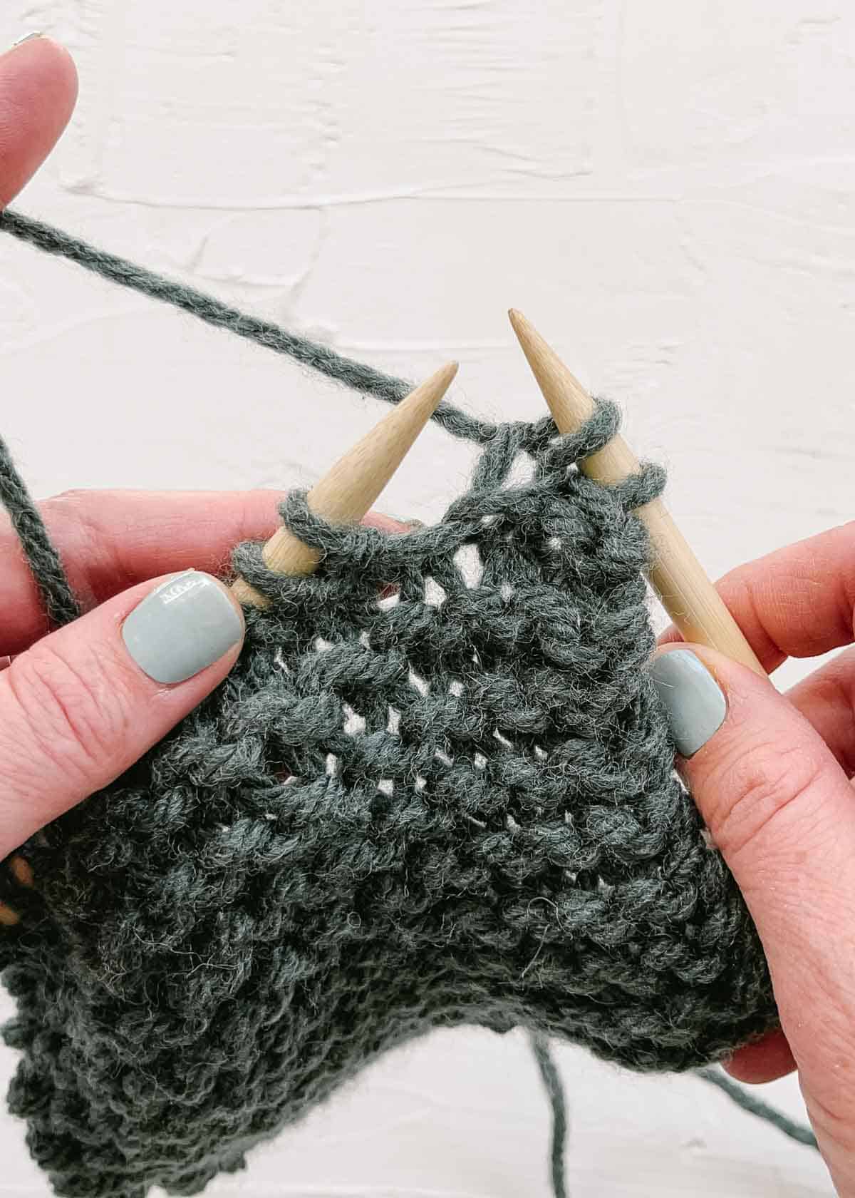 How to Bind Off (Cast Off) In Knitting Beginner Tutorial