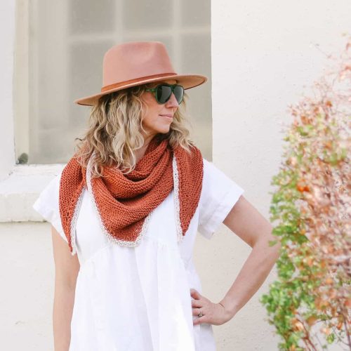 How to Knit a Triangular Scarf - Free Knitting Pattern