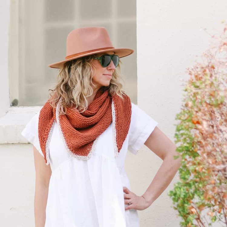 How to Knit a Triangular Scarf - Free Knitting Pattern