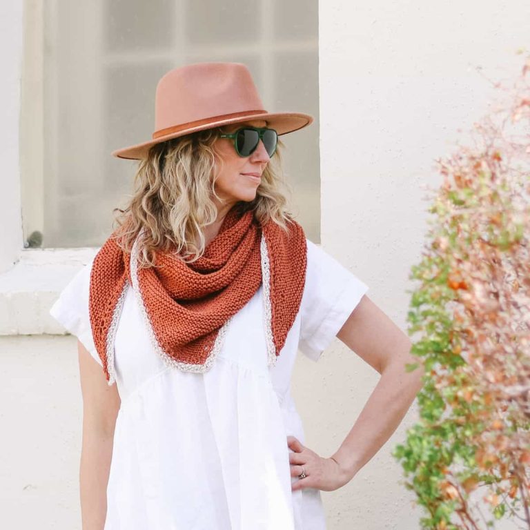 How to Knit a Triangular Scarf - Free Knitting Pattern