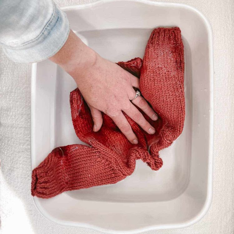 Beginner's Guide: How To Block Your Knitting