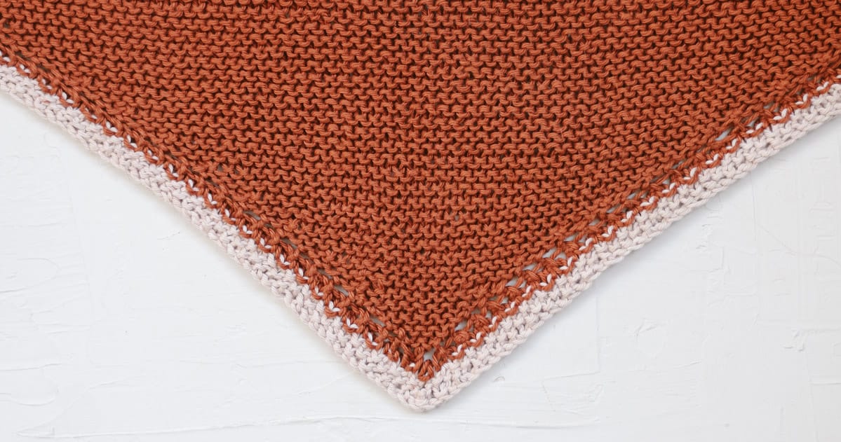 How to Knit a Triangular Scarf - Free Knitting Pattern
